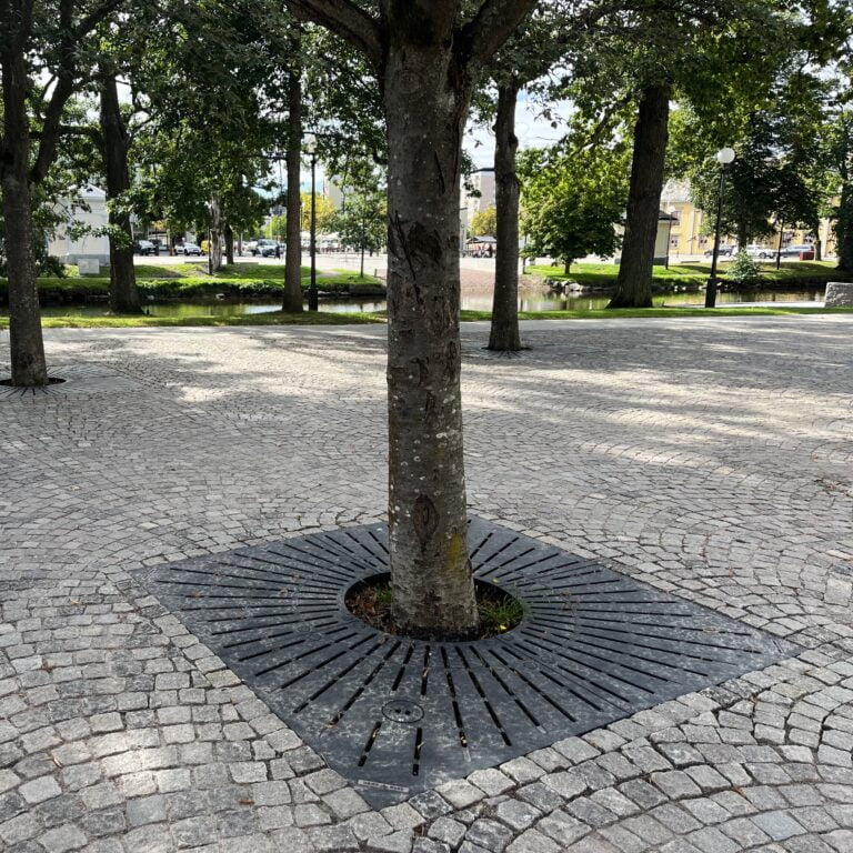 Markgaller Klassiskt - JOM - Järn i Offentlig Miljö