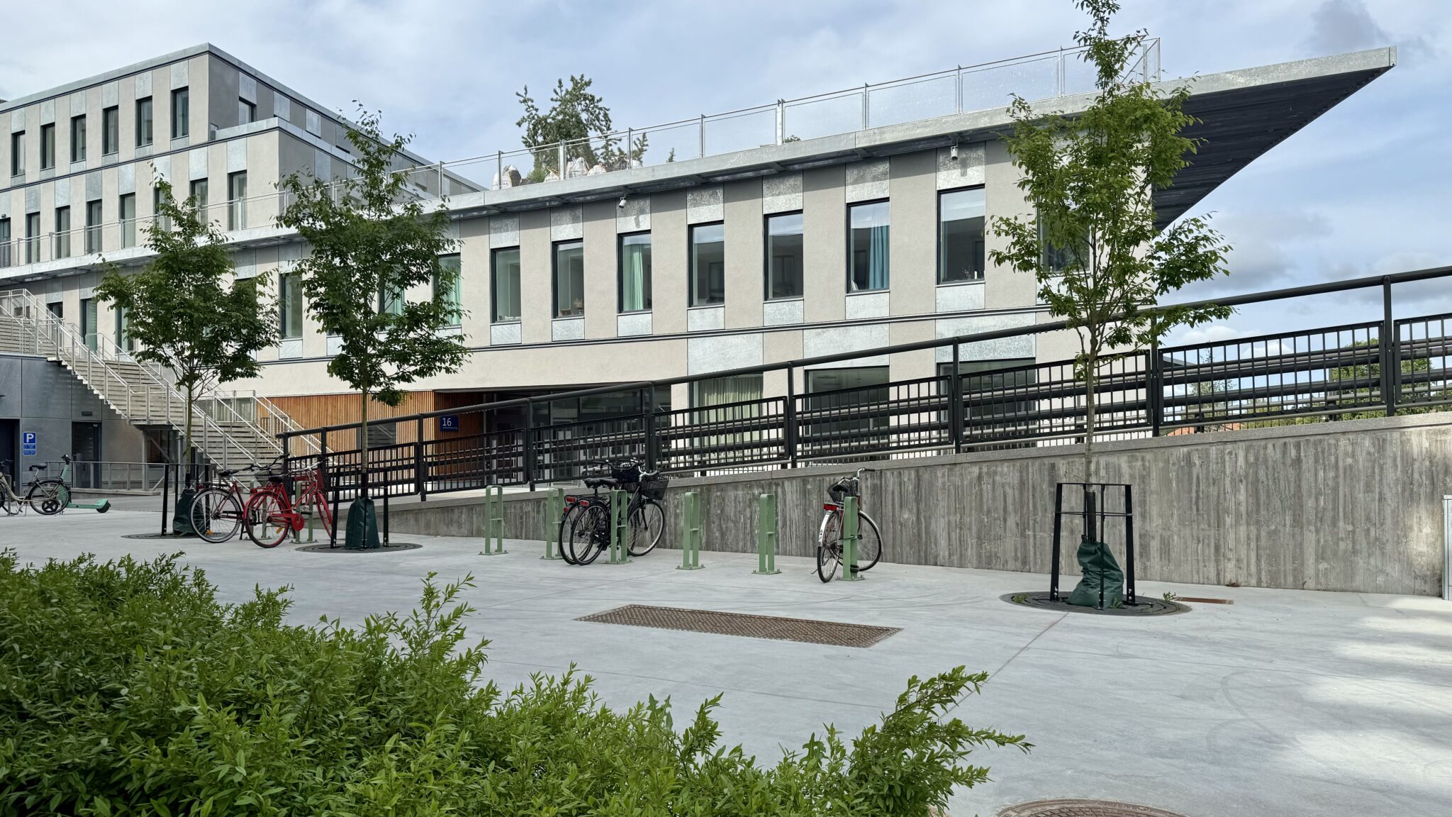 Järn i Offentlig Miljö - JOM - högkvalitativa gjutjärns- & smidesprodukter